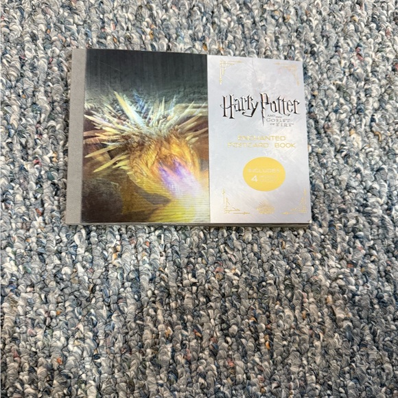Insight | Art | Harry Potter Enchanted Postcard Book | Poshmark